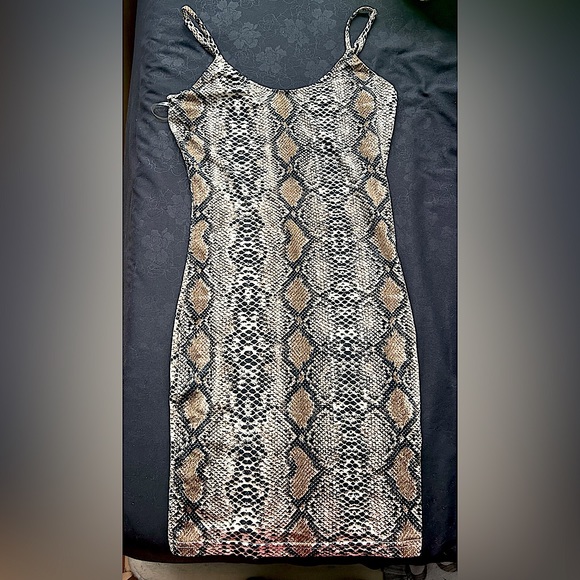 Hera Collection | Dresses | Celebrity Fashion Hera Collection Snake ...